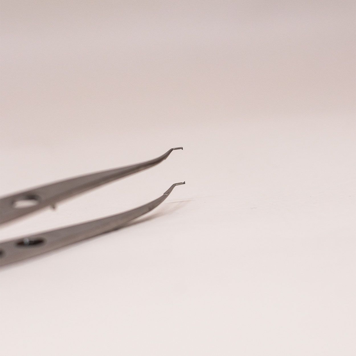 Castroviejo Colibri Corneal Forceps 0.12mm – Farocare